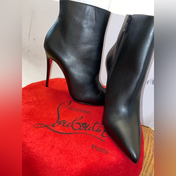 Christian Louboutin | Shoes | Original So Kate Booty Red Bottoms Size 6 ...